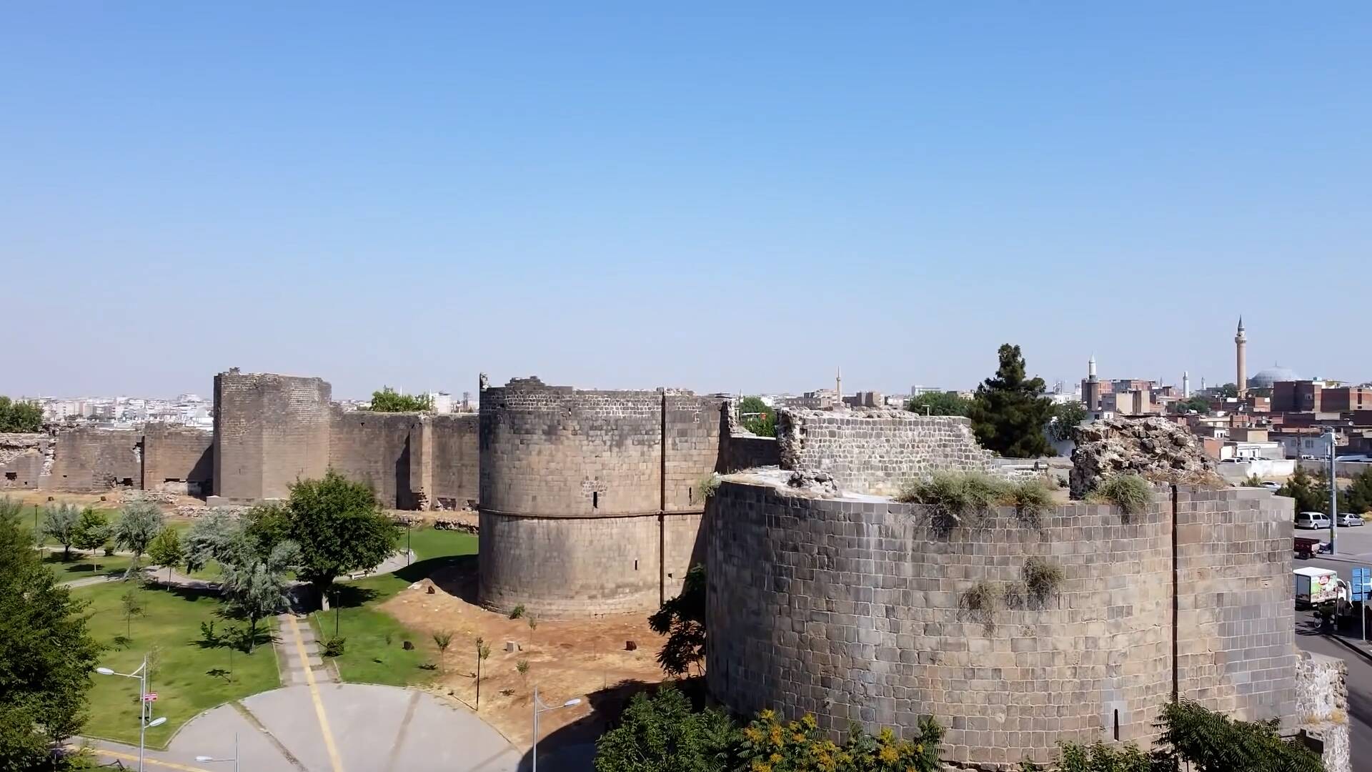 AMED SURLARI VE HEWSEL BAHÇELERİ TEHLİKE ALTINDAKİ DÜNYA MİRASI ...